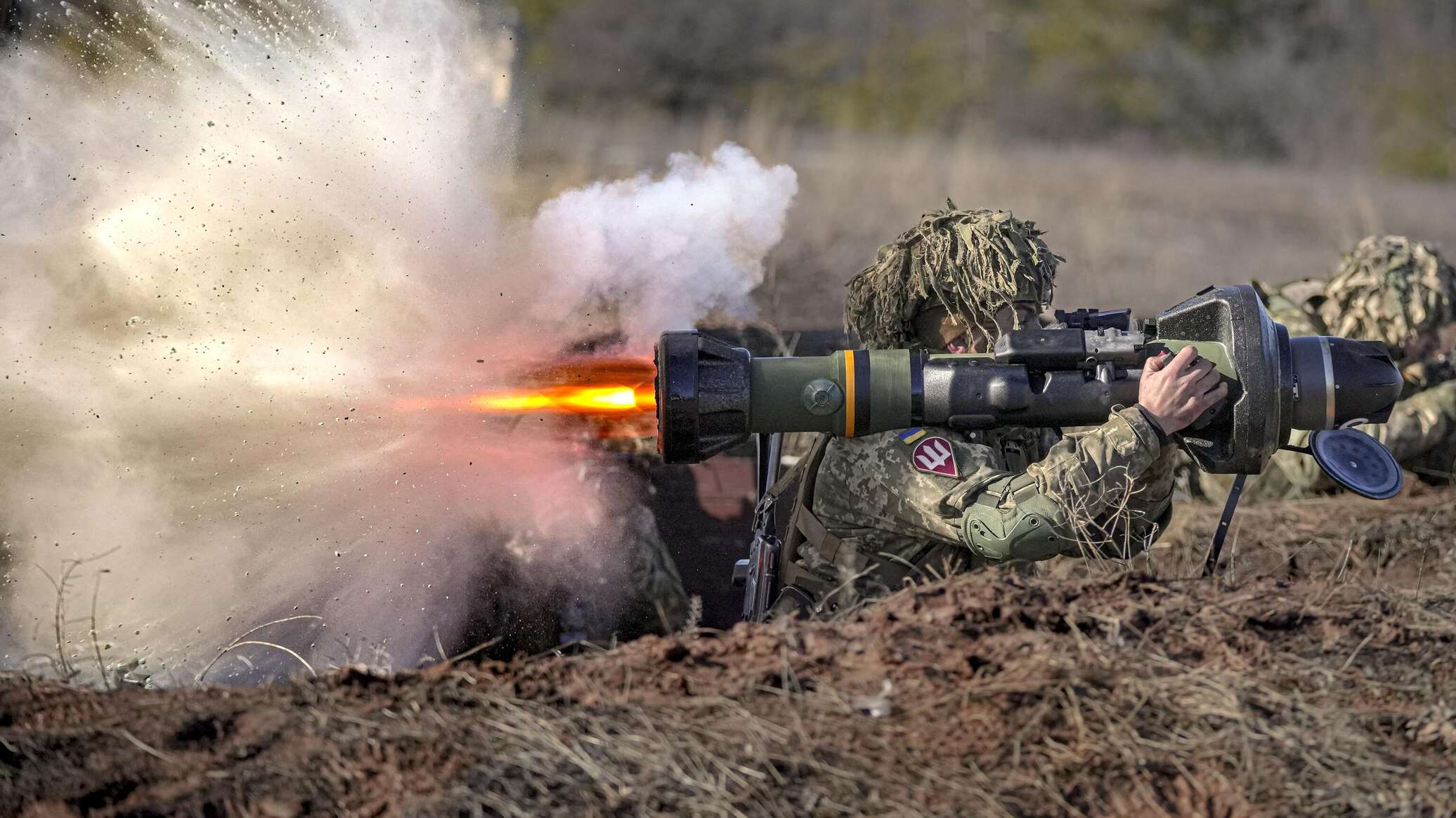 МИД РФ: Киев в преддверии Дня Победы нарастил обстрелы на 25% - 13.05. ...