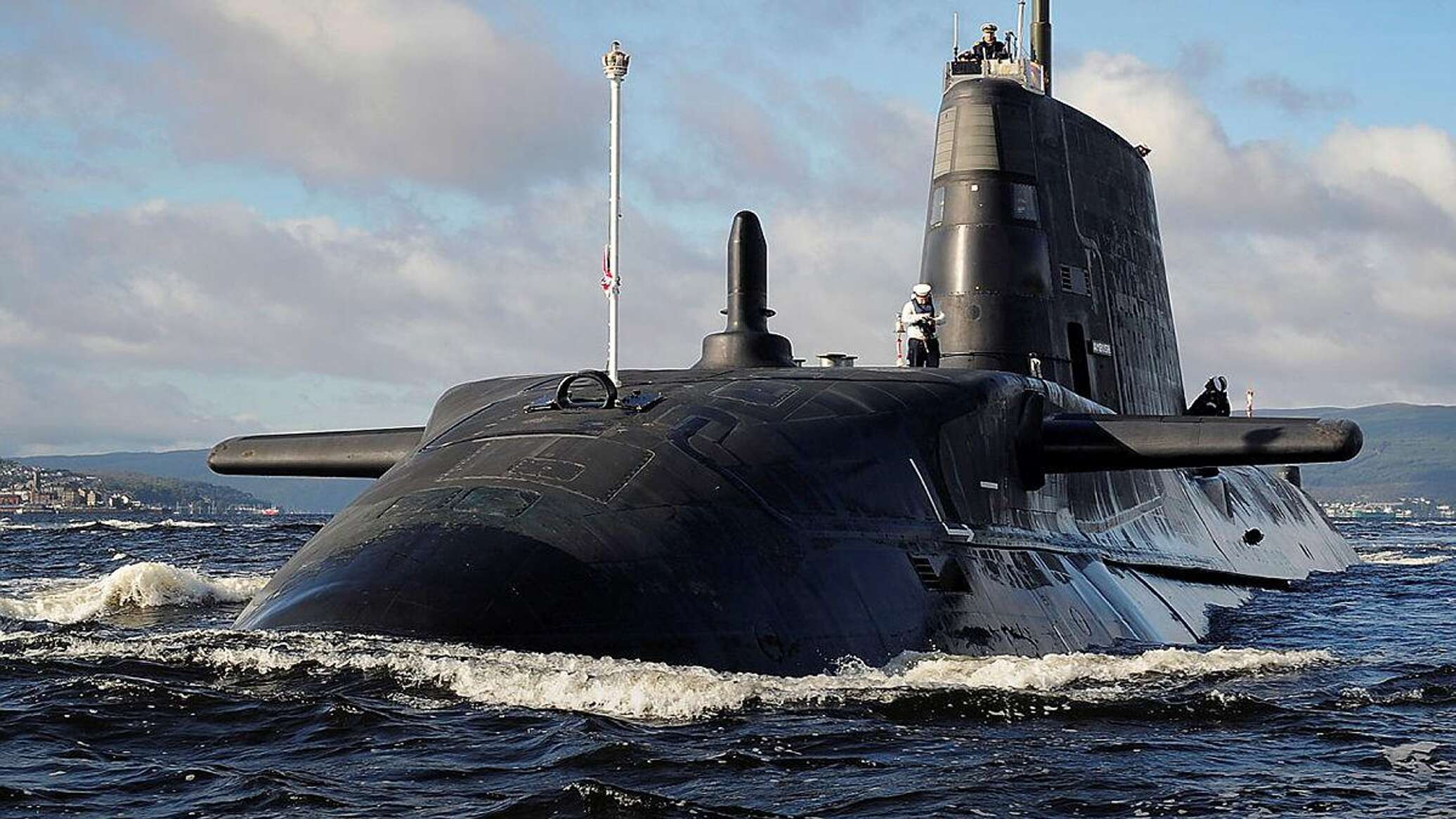 ВМС Британии переименуют подлодку, чтобы не обижать французов - 27.01. ...