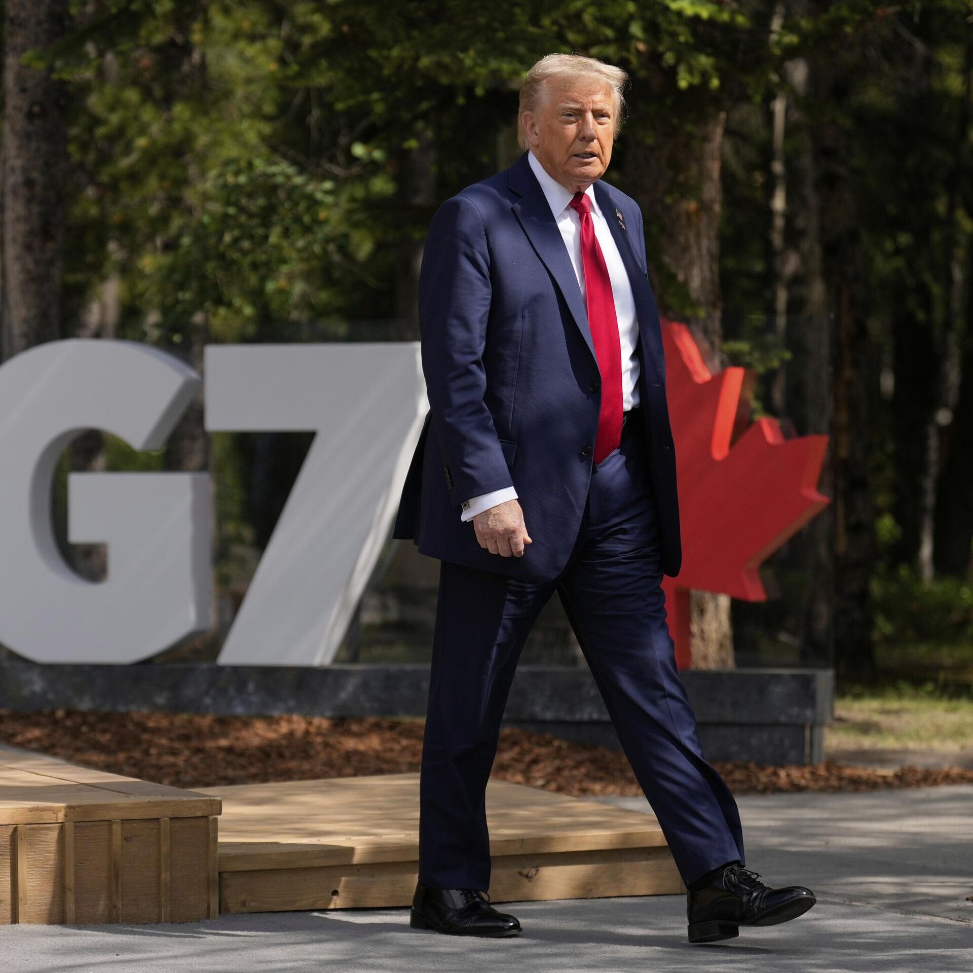 Более серьезное: Трамп заявил, что покинул саммит G7 не из-за Ирана и Израиля - 17.06.2025 ...